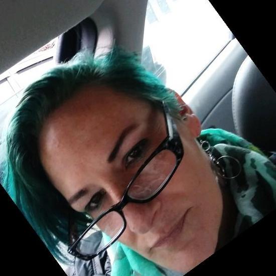 Crystal Thorne - `20 years experiance in customer service has made me ...